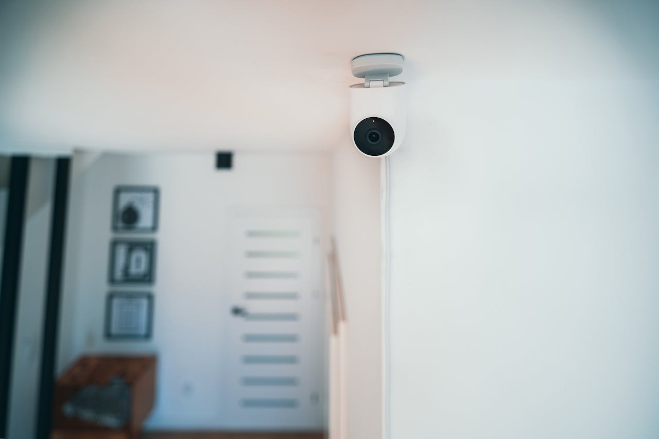 Good Security Cameras for Home and Business Protection